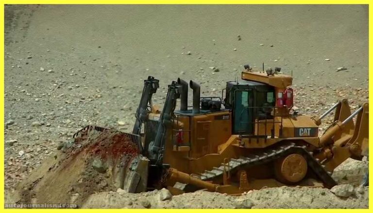 Top 10 Biggest Bulldozer In The World » AutoJournalism